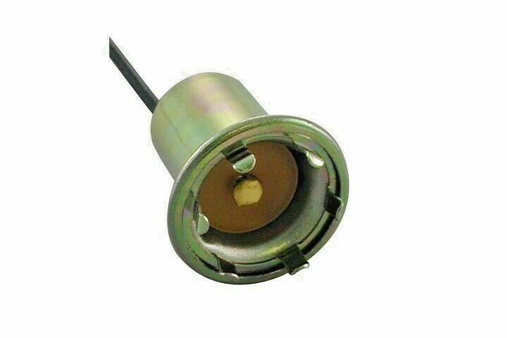 License Plate Light Bulb Socket For Chrysler (Qty-1) #214 – Retro-Motive